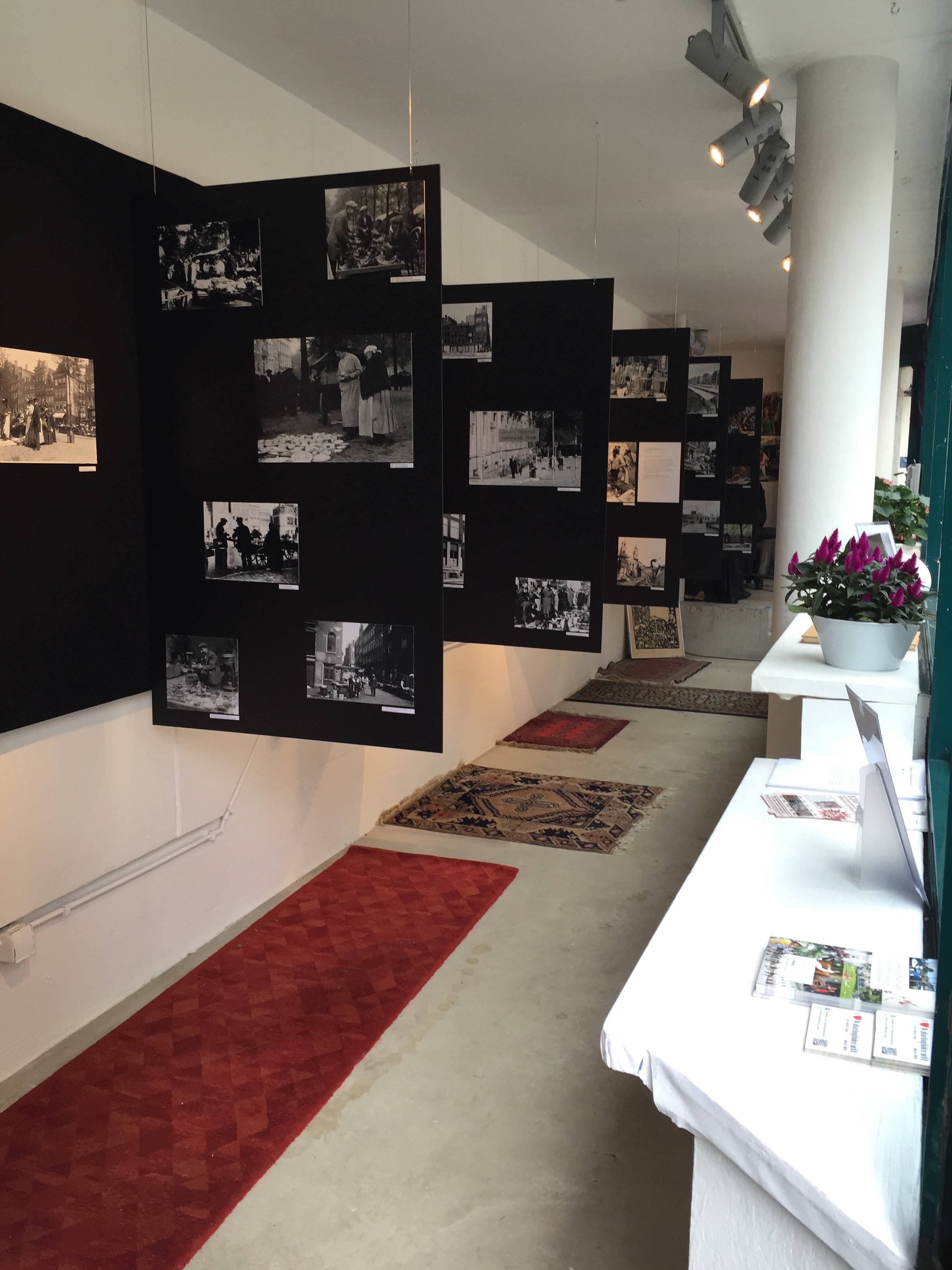 Openbare foto-expositie 130 jaar Waterlooplein - Waterloopleinmarkt ...